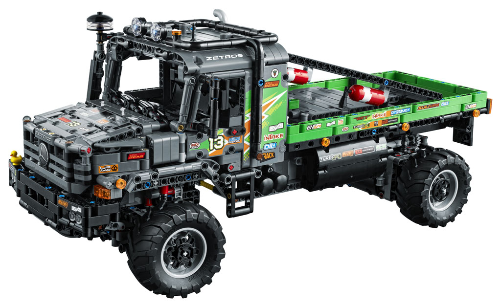 LEGO Technic Heavy-duty Tow Truck and 4x4 Mercedes-Benz Zetros Trial ...